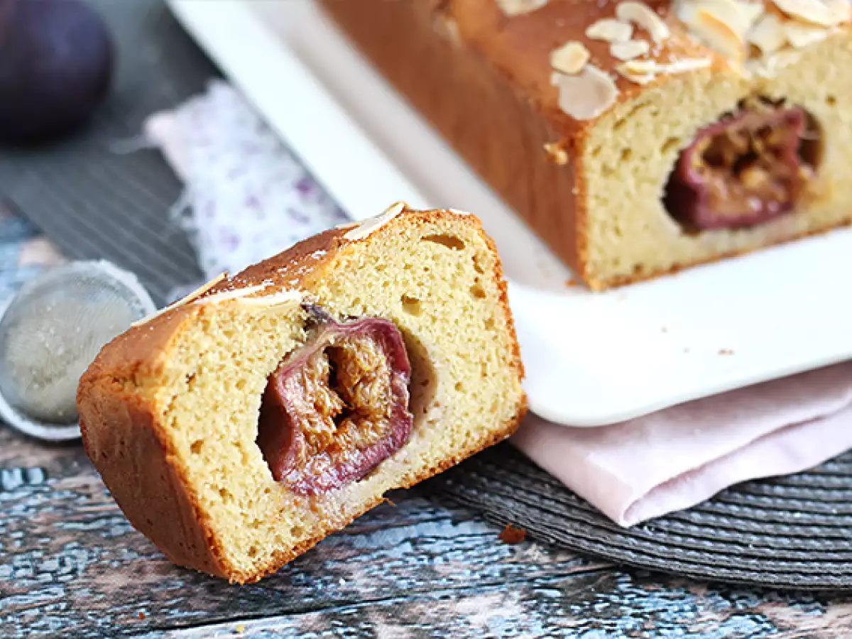 Könnyű és ízletes füge és mandula torta recept