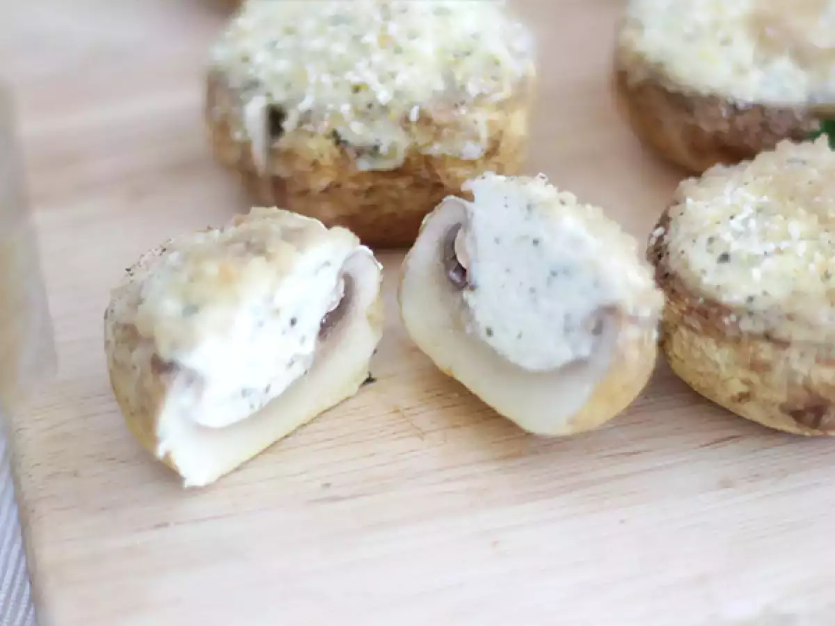 Töltött gomba receptje aperitifnek